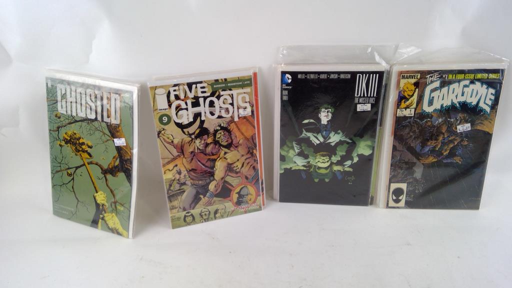 Bulk Comics 18 Pieces | Property Room
