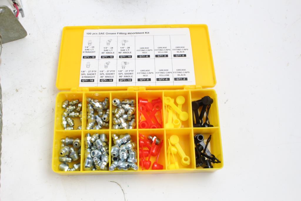 Bulk Electrical Components, 12+ Pieces | Property Room