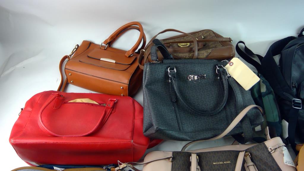 Bulk Lot Of Bags, 4+ Pieces | Property Room