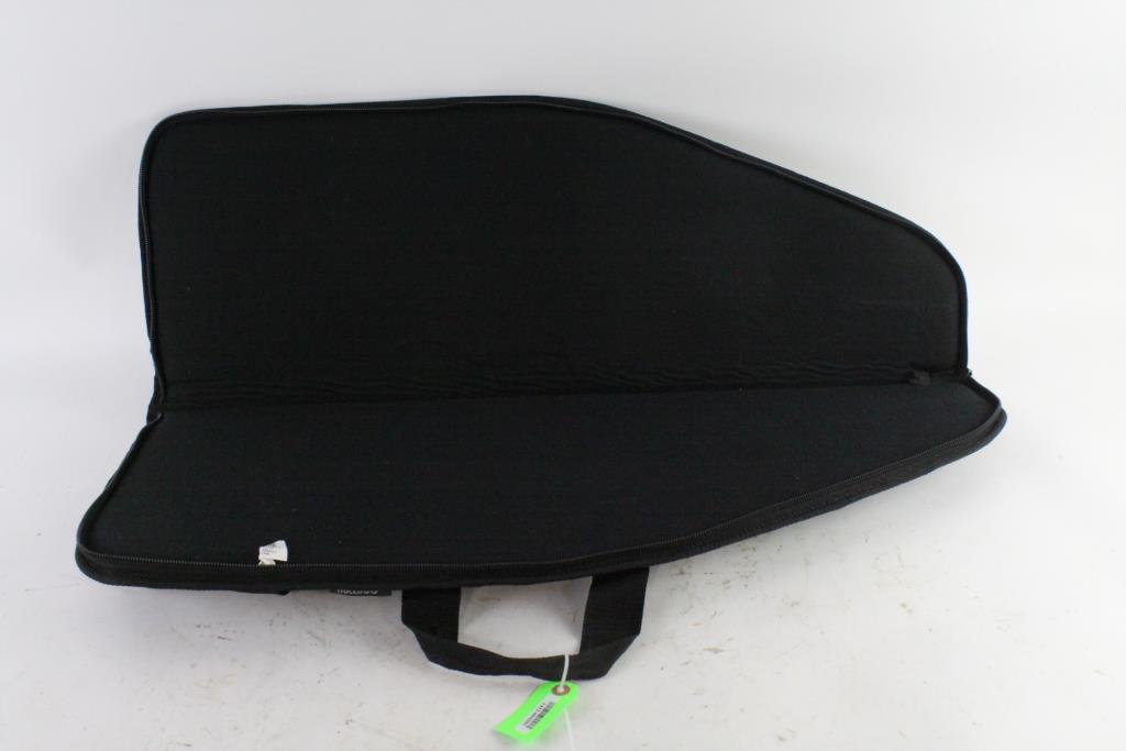 Bulldog Soft Gun Case | Property Room