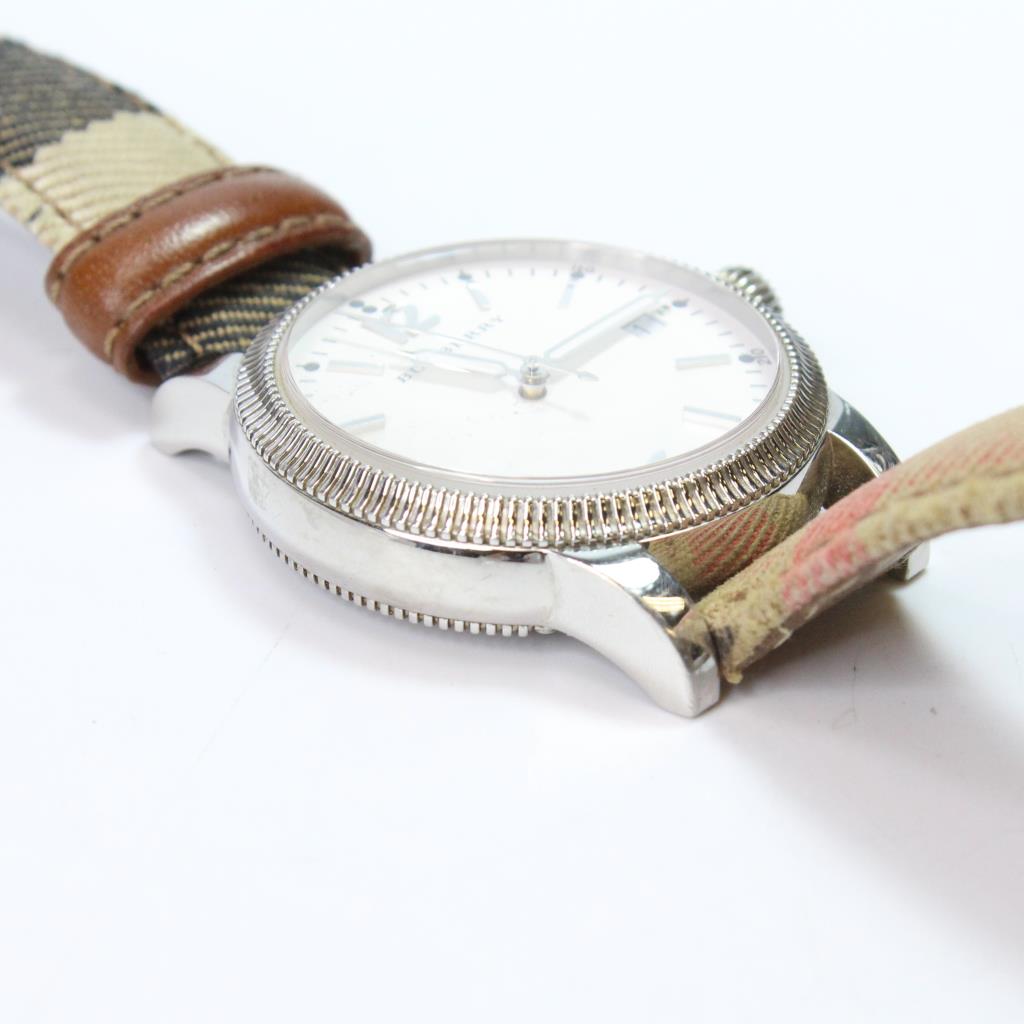 Burberry Housecheck Watch | Property Room