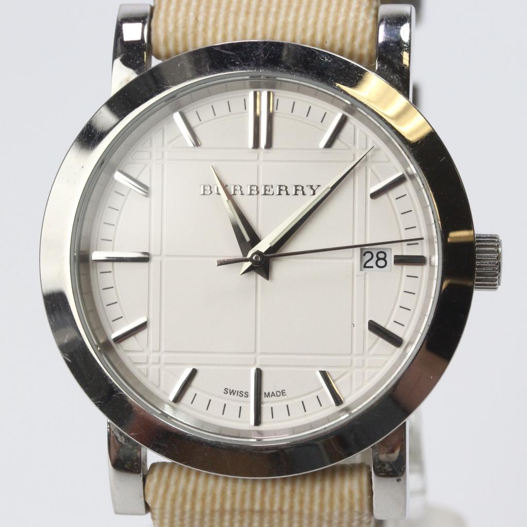 Burberry Nova Check Watch | Property Room