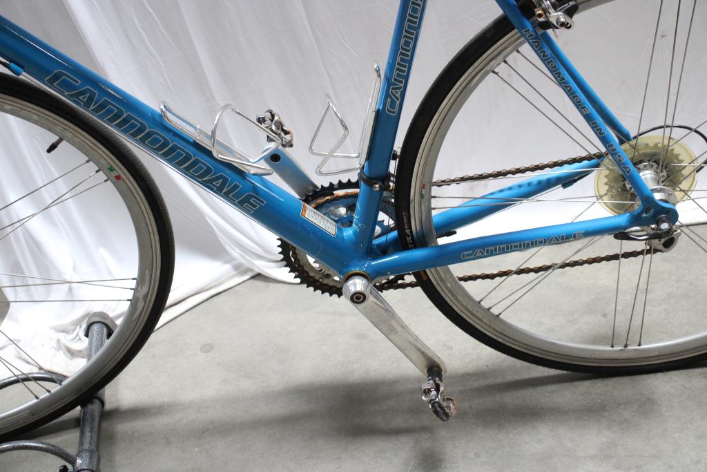 Cannondale R500 Road Bike | Property Room