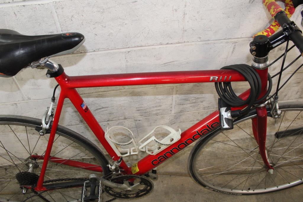 Cannondale R800 Road Bike | Property Room