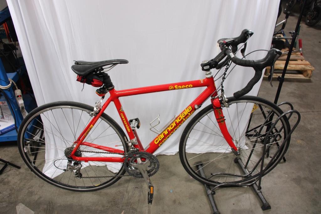 Cannondale Saeco Road Bike | Property Room