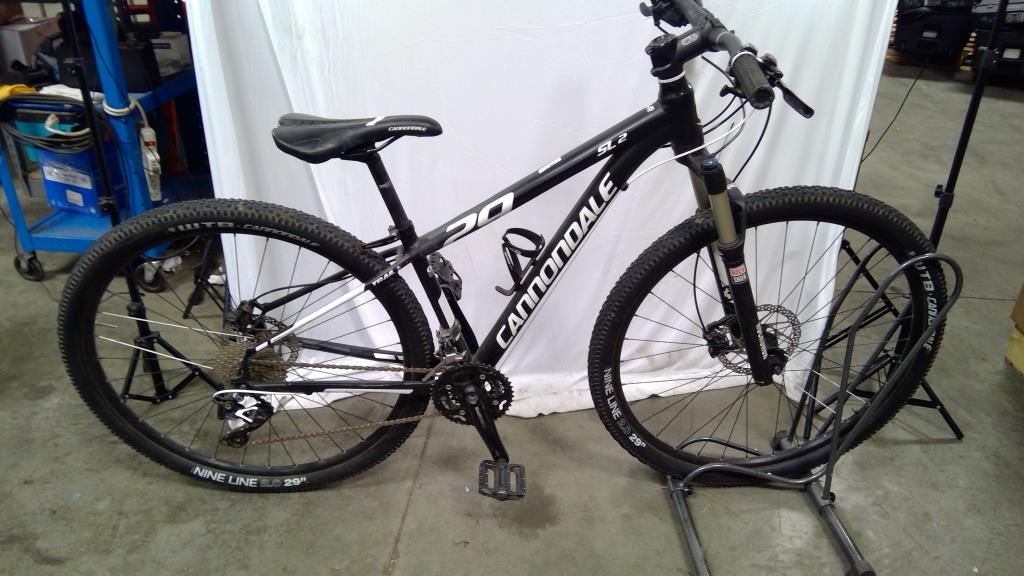 Cannondale SL 2 Front Suspension Mountain Bike | Property Room