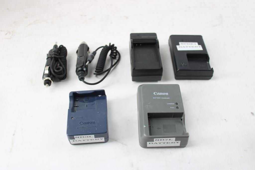 Canon Battery Chargers, 11 Pieces | Property Room