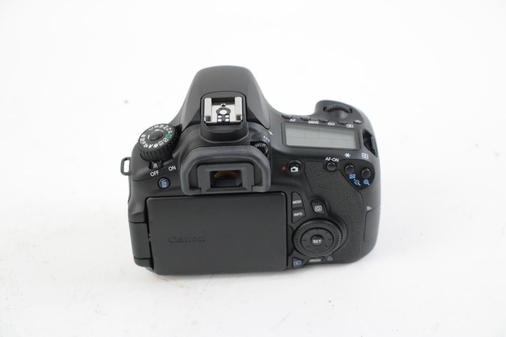 Canon EOS 60D 18-135mm Digital SLR Camera And Lens Kit, 2+ Pieces ...