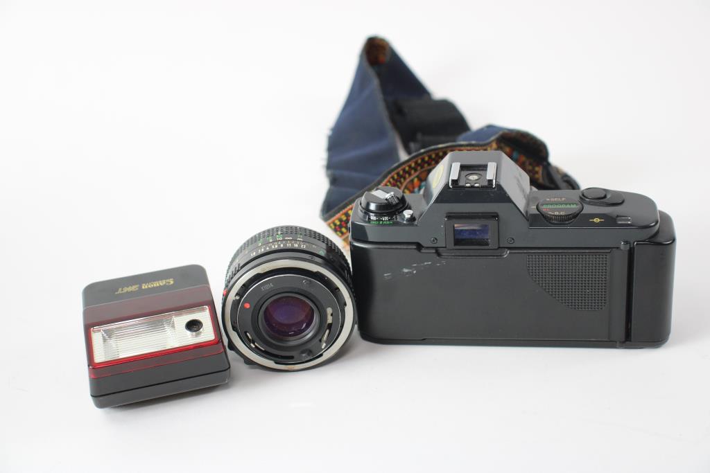 Canon T50 35mm Film SLR Camera, Body, 50mm FD 1:1.8 Lens, Speedlite ...