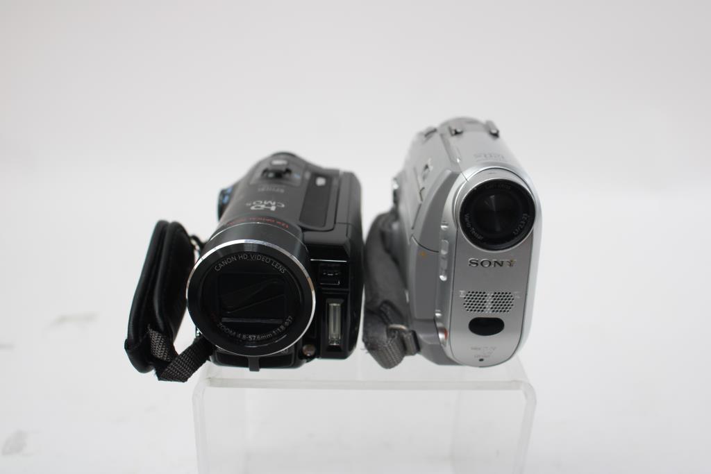 Canon Vixia HF10 Camcorder. Sony Handycam And Pillow | Property Room