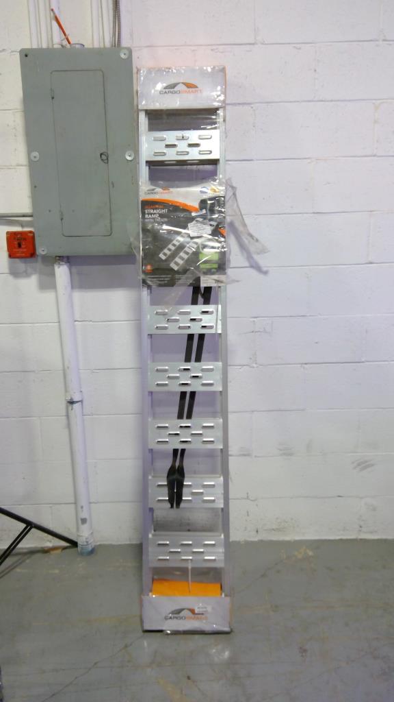 CargoSmart Aluminium Straight Ramp With Treads | Property Room