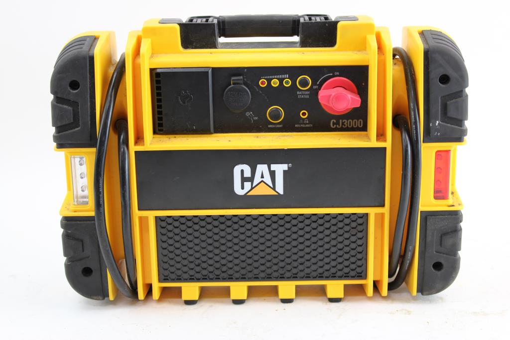 Cat 1000-amp Pro Portable Jump Starter | Property Room