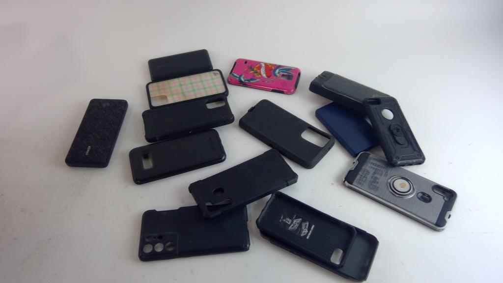 Cell Phone Cases And Portable Chargers, 5+ Pieces | Property Room
