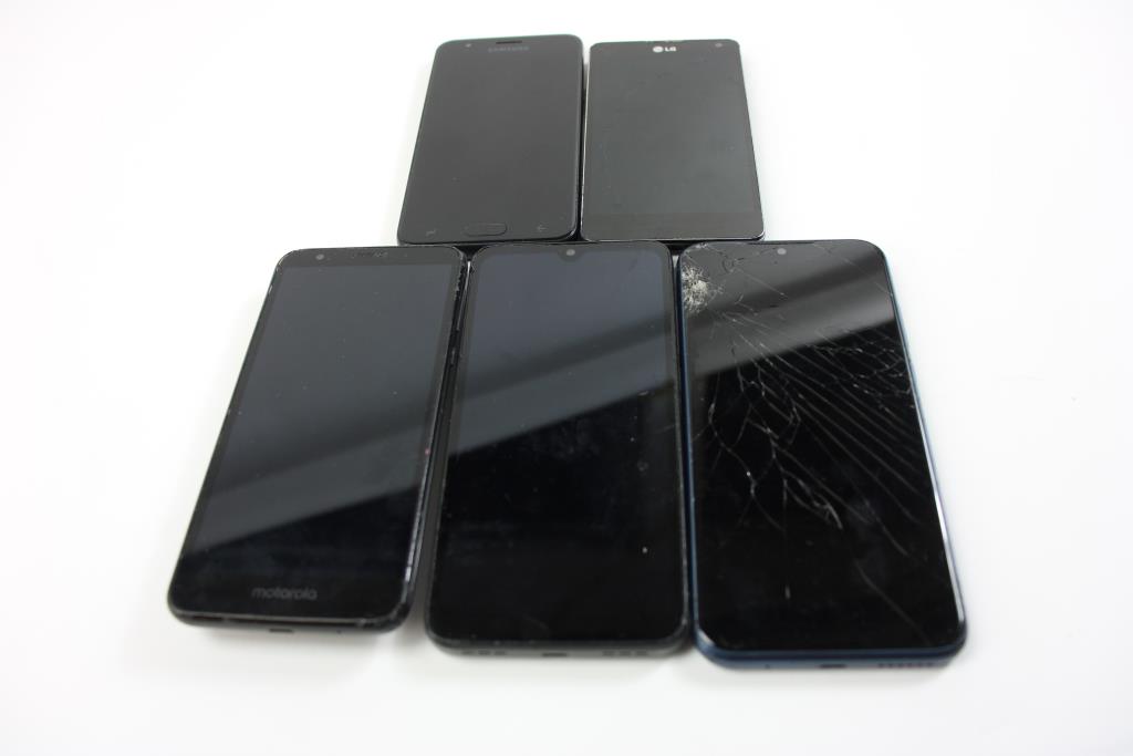 Cell Phone Lot, 5 Pieces | Property Room