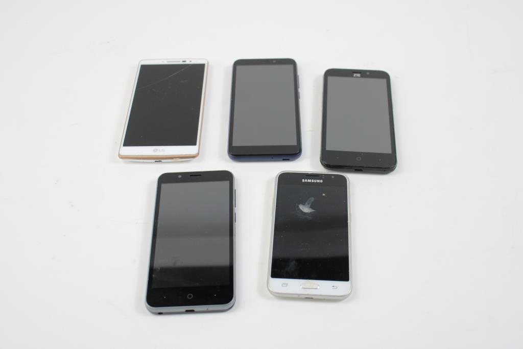 Cell Phone Lot, 5 Pieces, Sold For Parts | Property Room