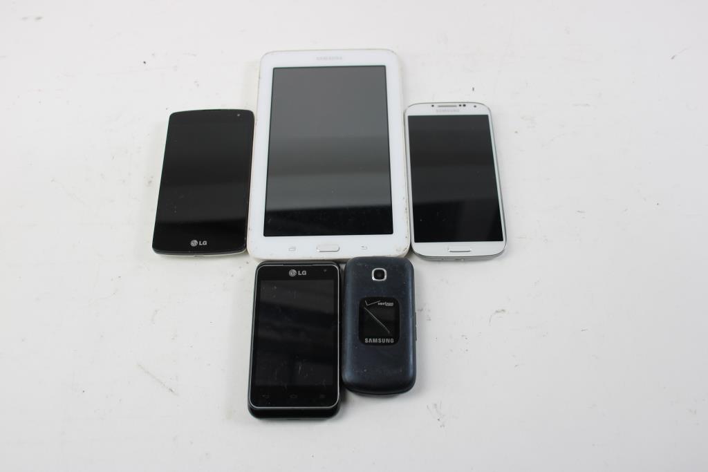 Cell Phone Lot And More, 5 Pieces | Property Room
