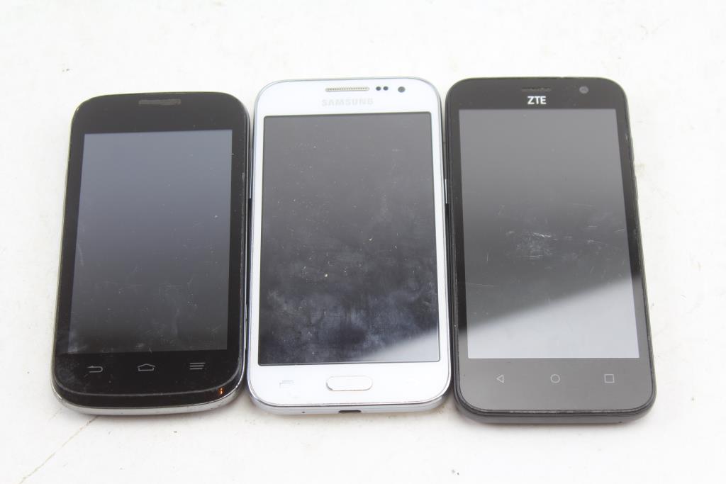 Cell Phone Lot: Samsung, Zte: 3 Pieces, Sold For Parts | Property Room