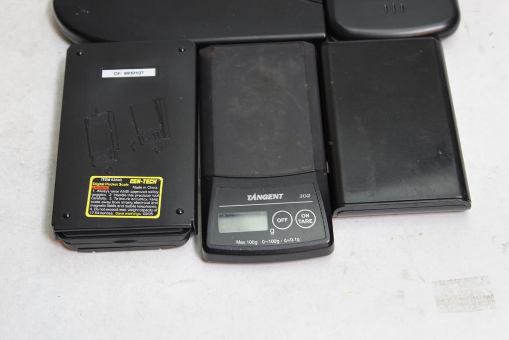 Cen-Tech, Tanita And More Digital Scales, 5 Pieces | Property Room
