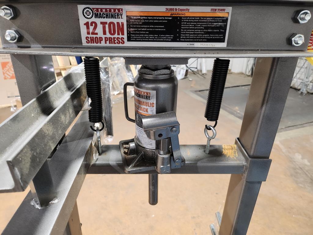 Central Machines 12 Ton Shop Press | Property Room
