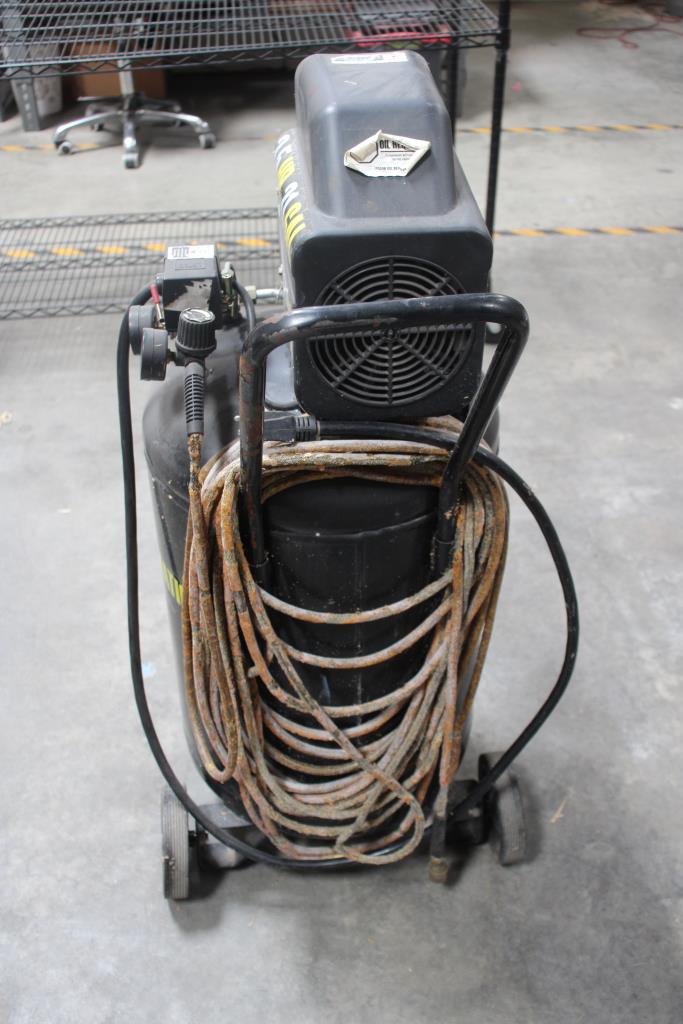 Central Pneumatic 21gal Air Compressor | Property Room