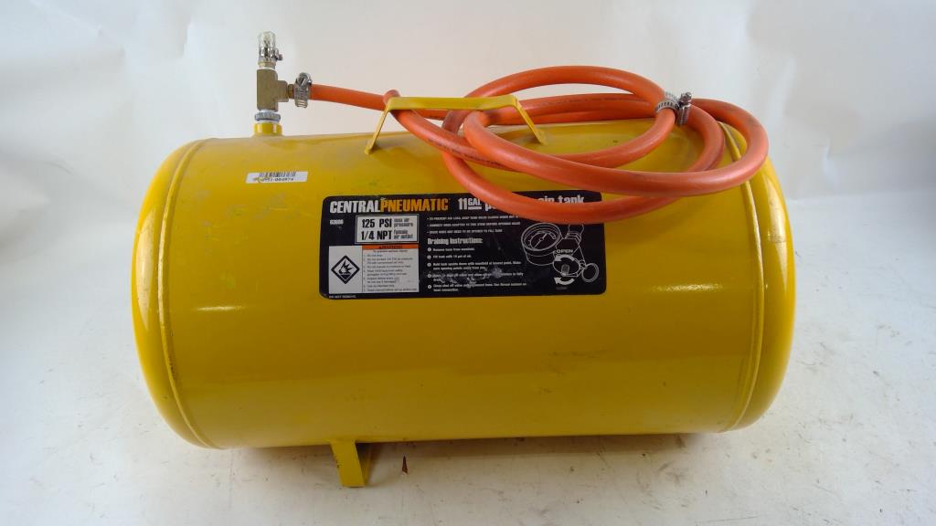 Central Pneumatic Portable Air Tank | Property Room