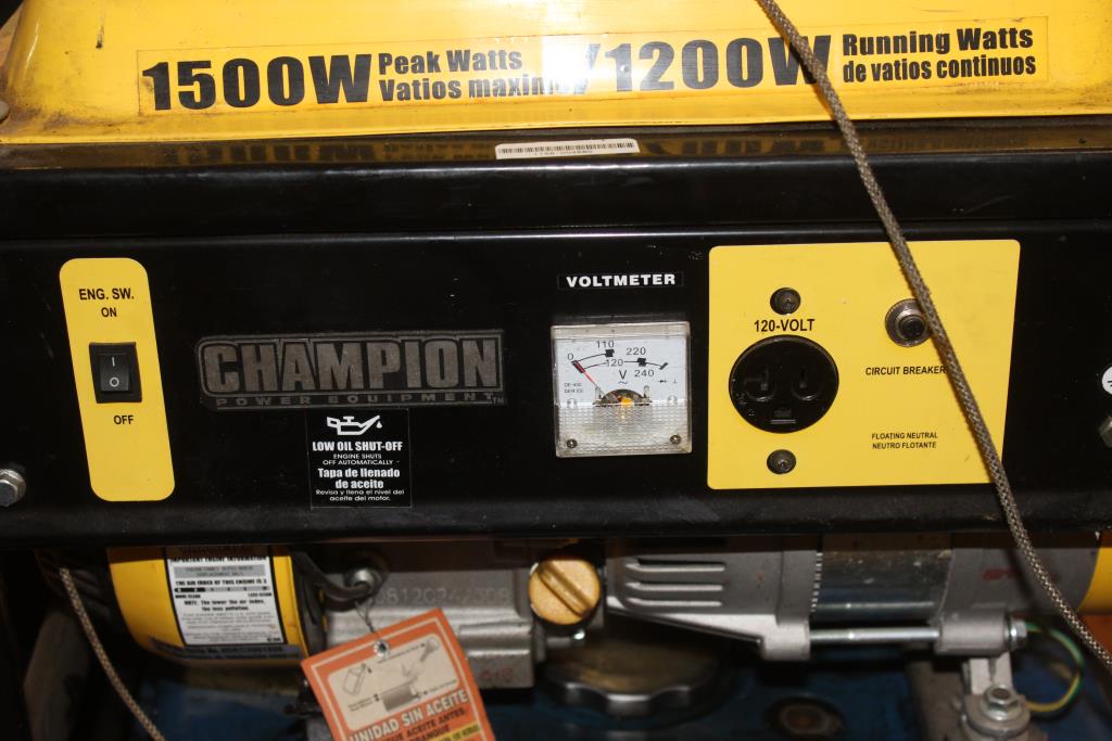 Champion 40048 1500w Portable Generator | Property Room