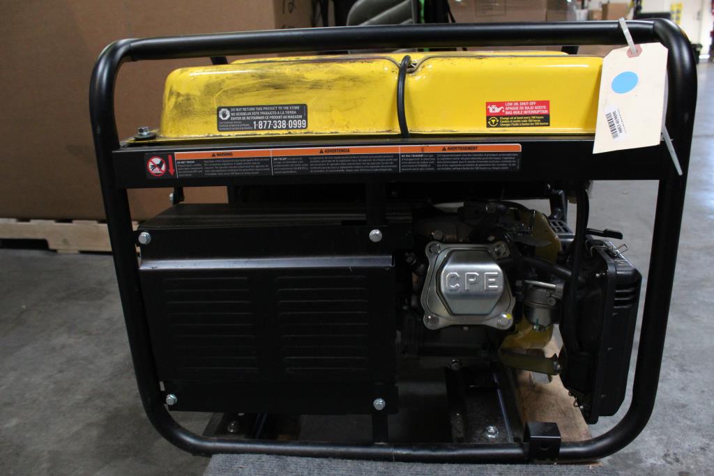 Champion 46596 3,500 Watt Generator | Property Room