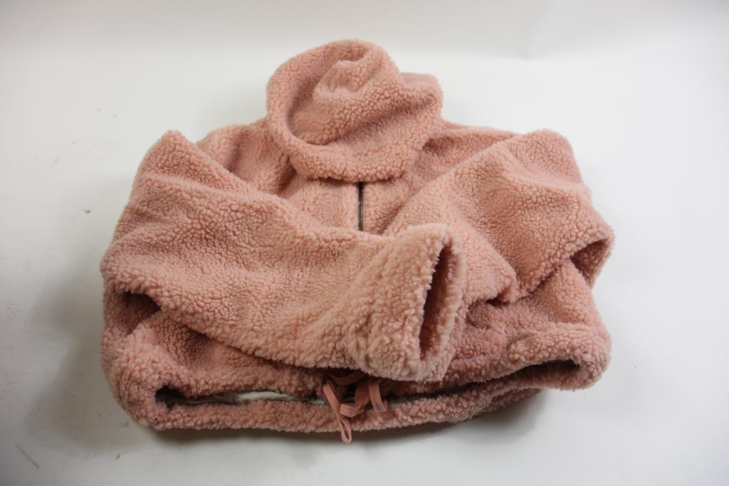 Champion Clothing Lot, 10+ Pieces | Property Room