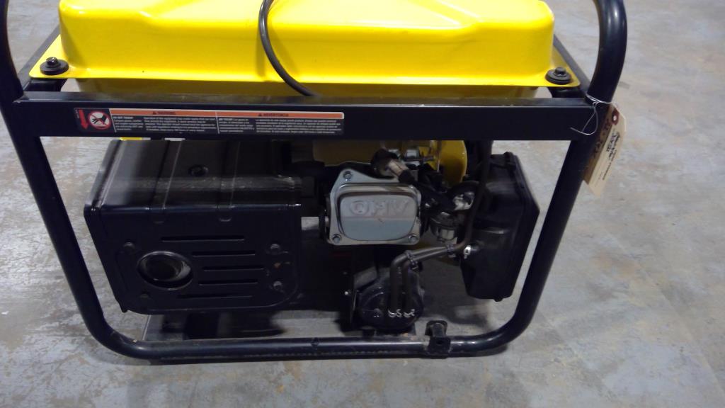 Champion Power Equipment 5000/4000 Watt Gas Powered Portable Generator ...