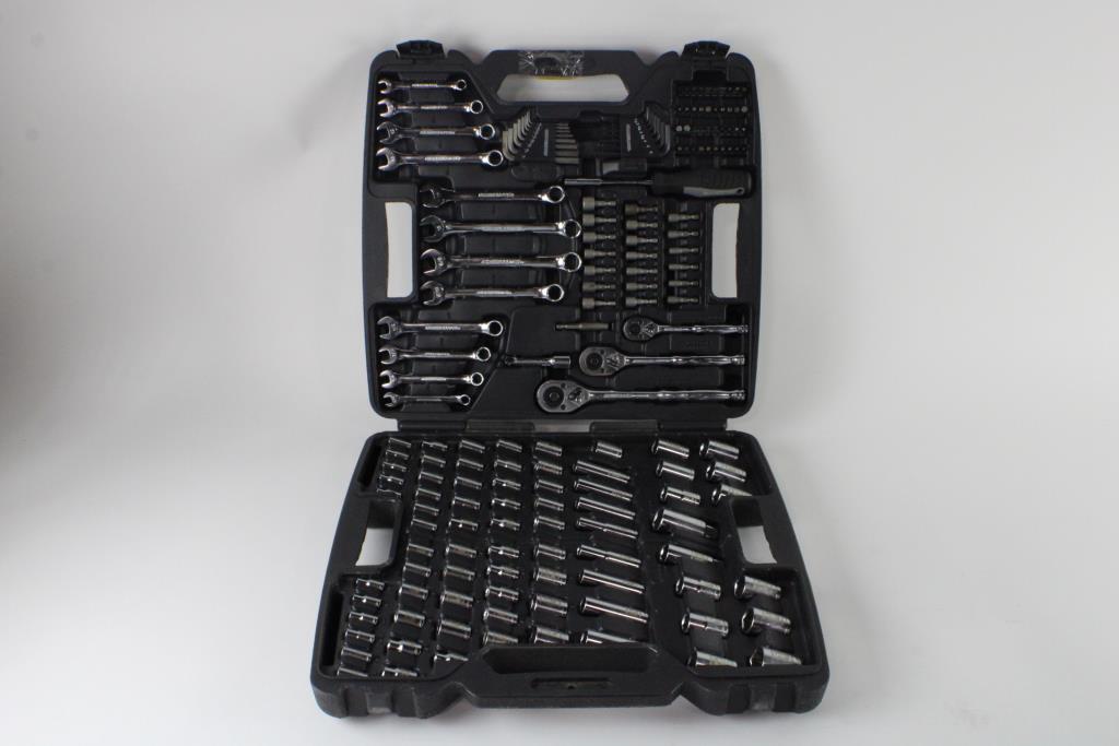 Channel Lock 176 Piece Mechanic's Tool Set | Property Room