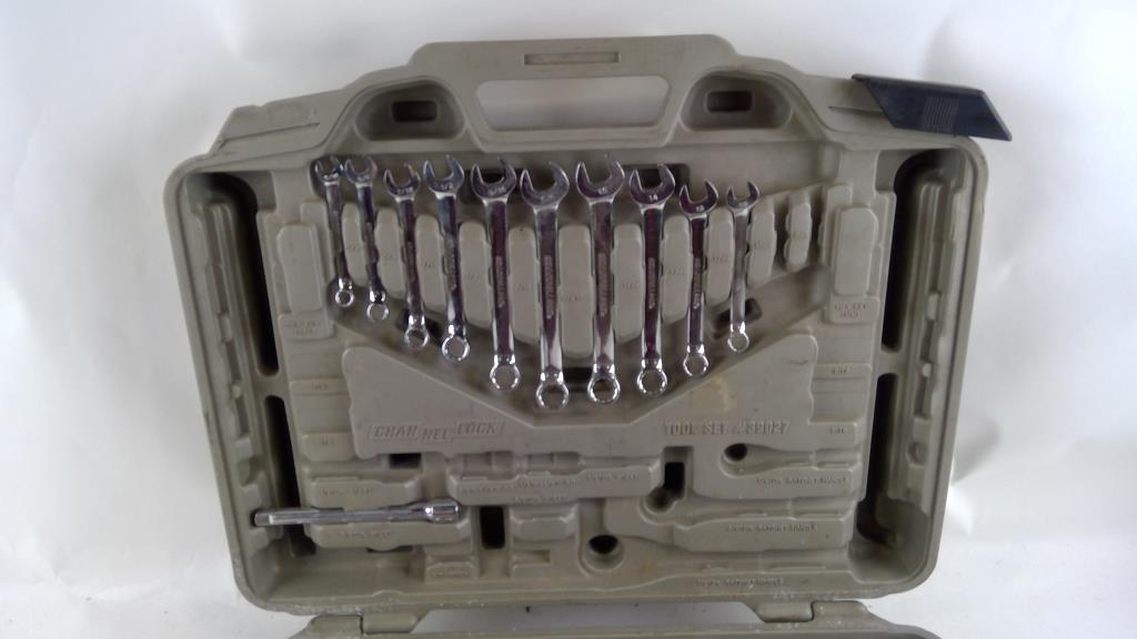 Channel Lock Professional Tool Set | Property Room
