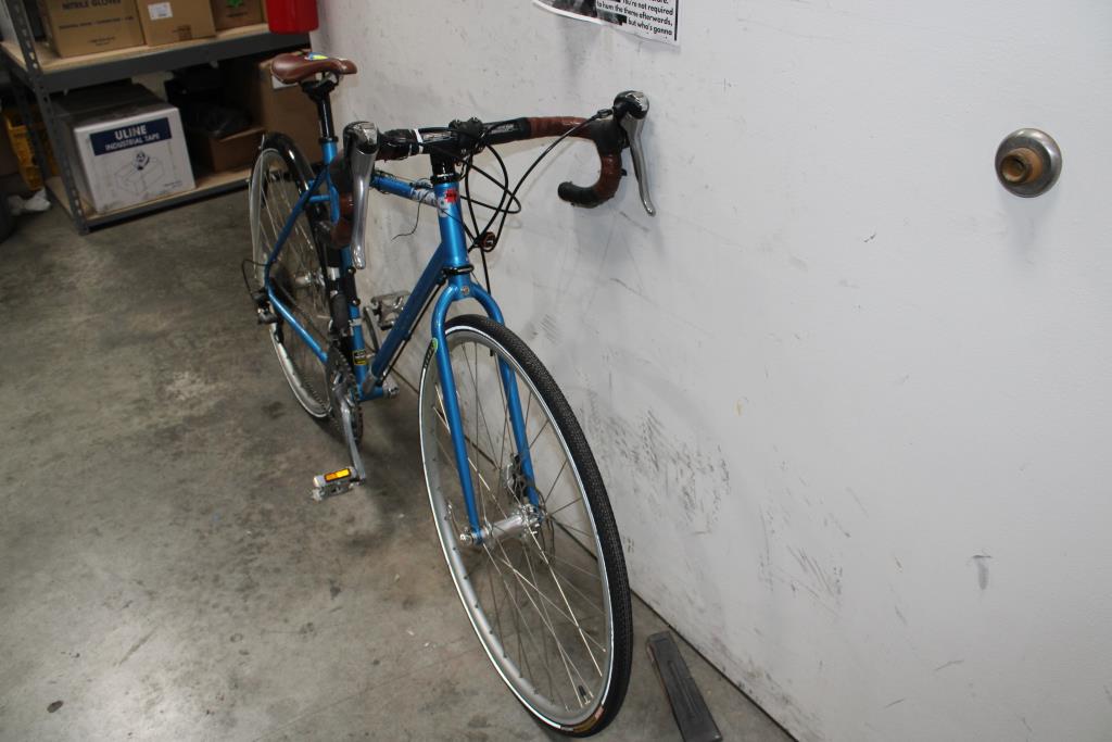 Charge Filter Road Bike Designed In GB | Property Room