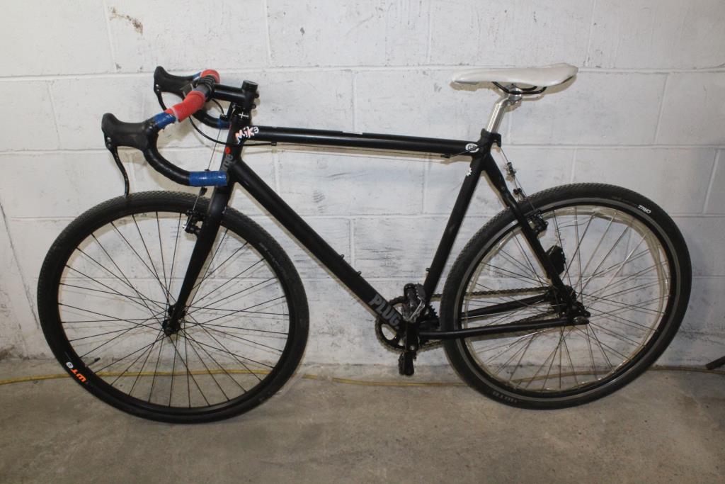 Charge Plug Single Speed Road Bike | Property Room