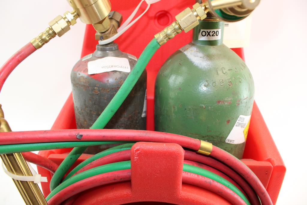 Chicago Electric Welding Portable Torch Kit | Property Room