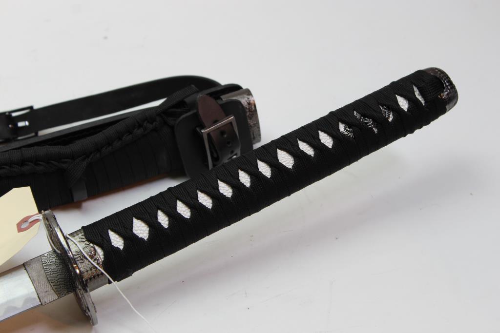 Chinese Writing Samurai Sword Unknown Brand | Property Room
