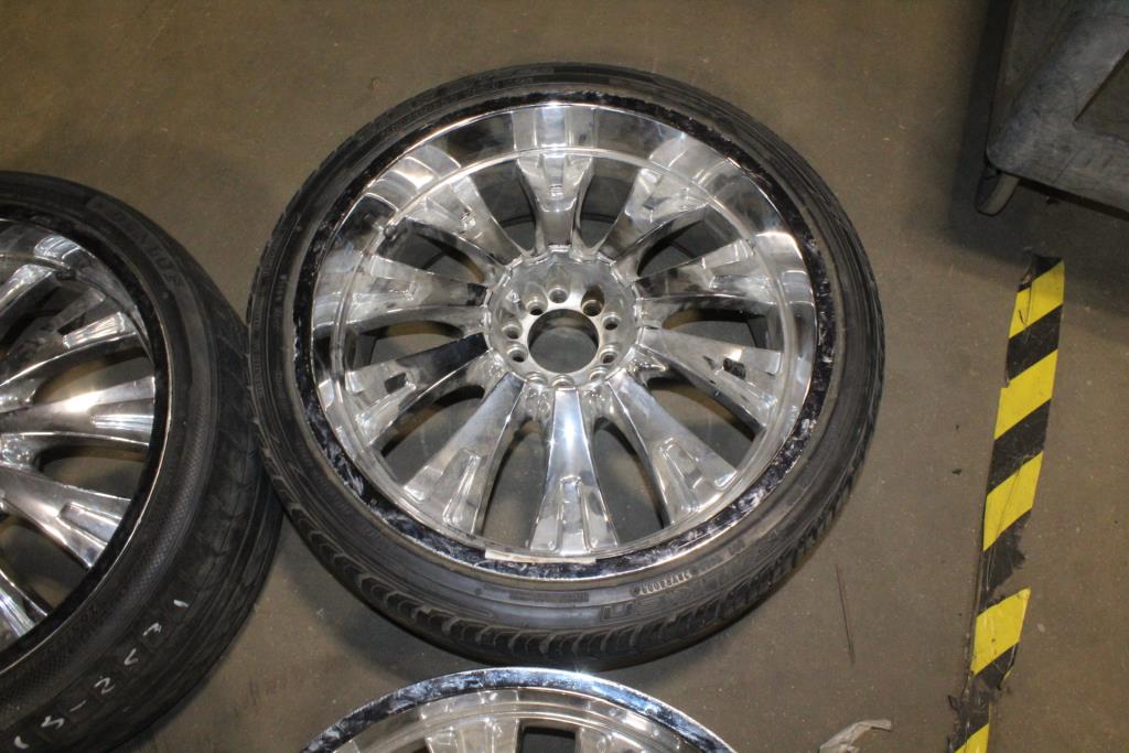Chrome 22" Rims/wheels, 5 Pieces | Property Room