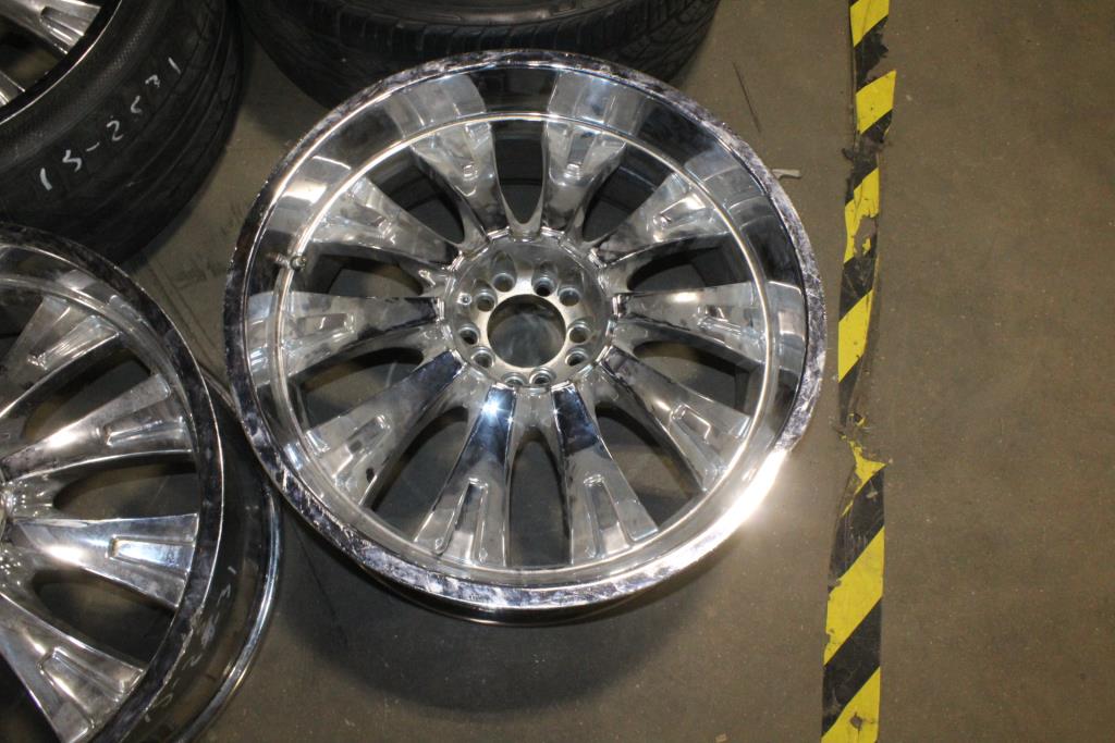 Chrome 22" Rims/wheels, 5 Pieces | Property Room