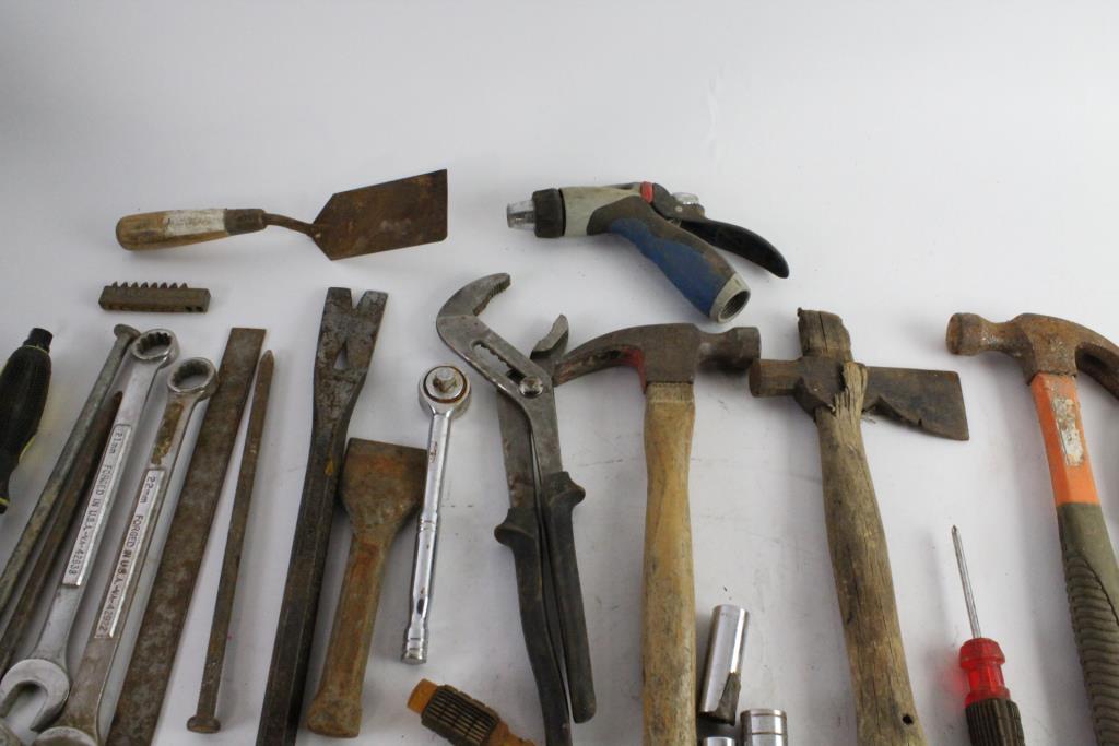 Claw Hammer, Crow Bar, Screw Drivers, And More, 10+ Pieces | Property Room