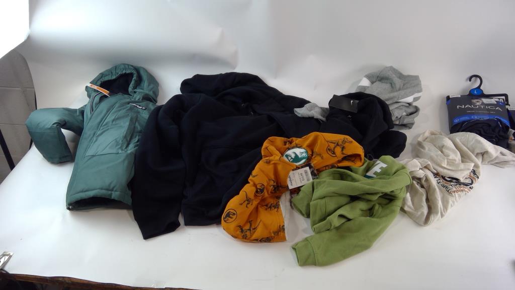 Clothing Lot, 5+ Pieces | Property Room