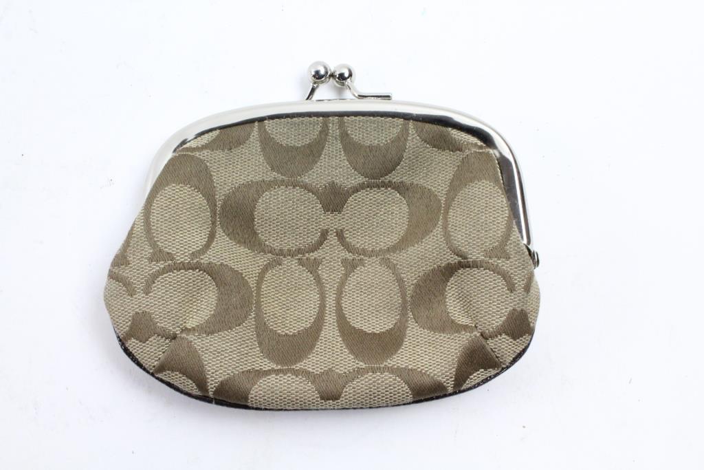 Coach Coin Purse | Property Room