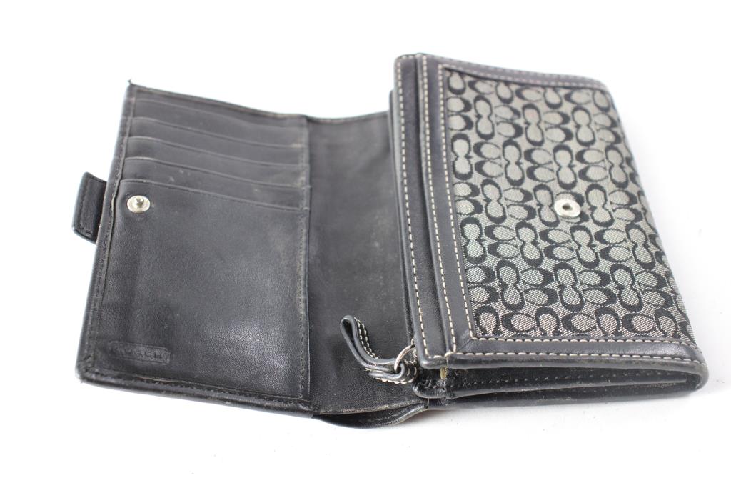 Coach Silver Buckle Button Medium Bifold Wallet, Black | Property Room