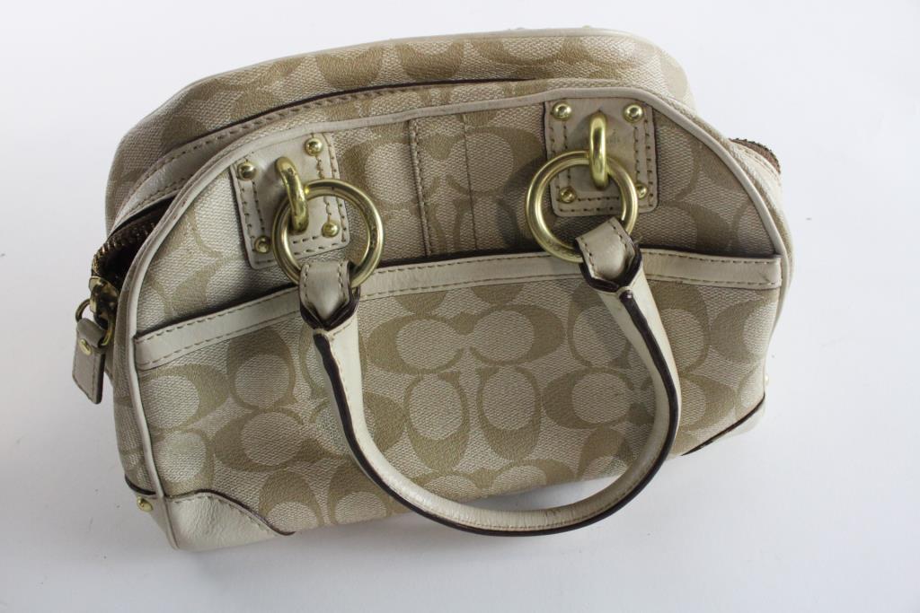 Coach Small Purse | Property Room