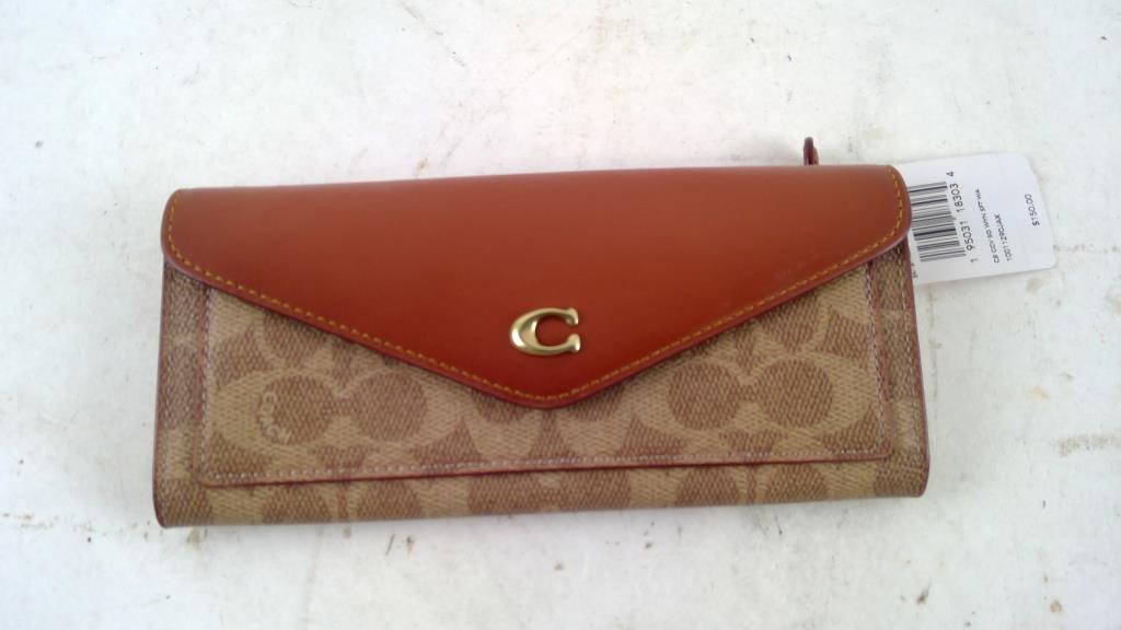 Coach Wallet | Property Room