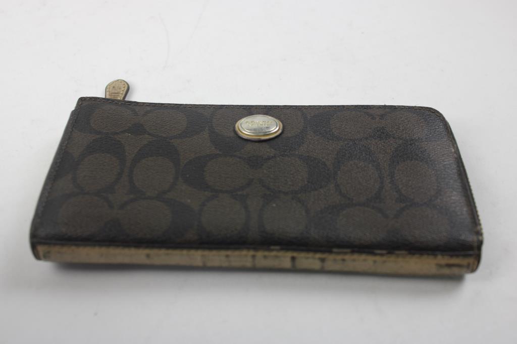 Coach Wallet, Brown | Property Room
