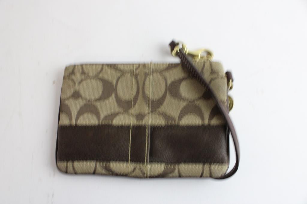 Coach Women's Wallet | Property Room