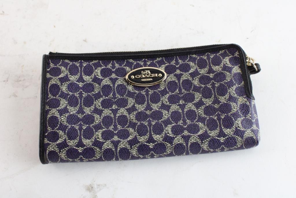 Coach Women's Wallet | Property Room