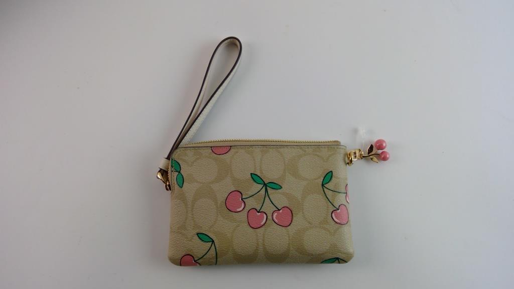 Coach Wristlet | Property Room