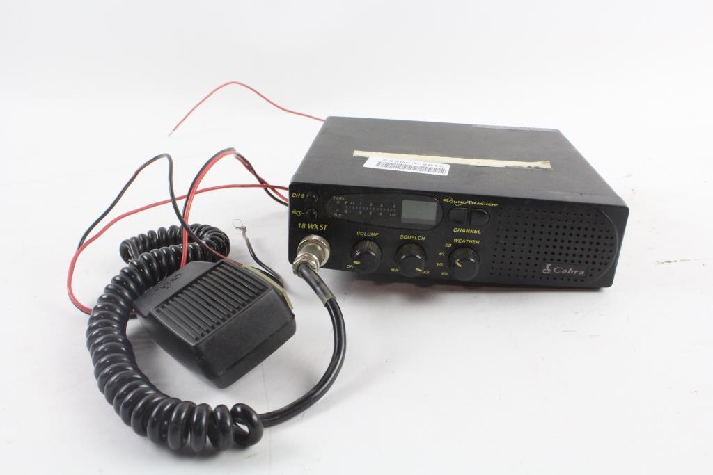 Cobra Soundtracer Radio Scanner | Property Room