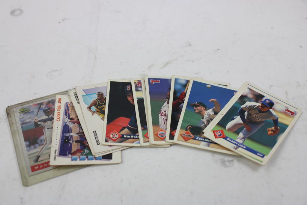 Collectible Baseball Cards, Wireless Earbuds, 15 Pieces | Property Room