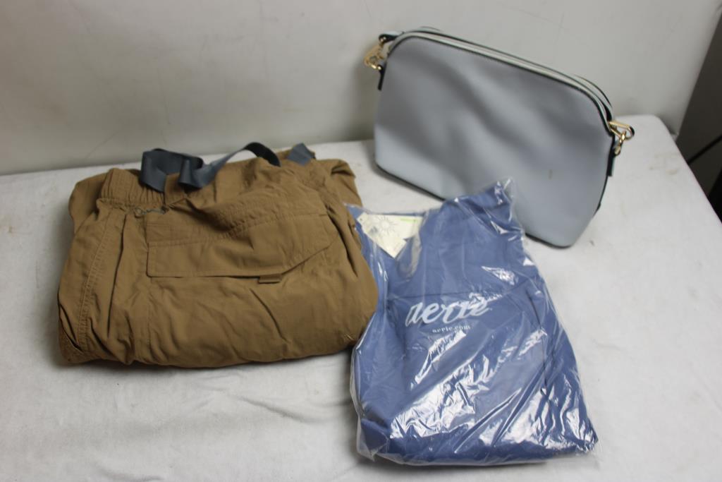 Columbia And Aerie Clothing Lot, 10 Pieces | Property Room